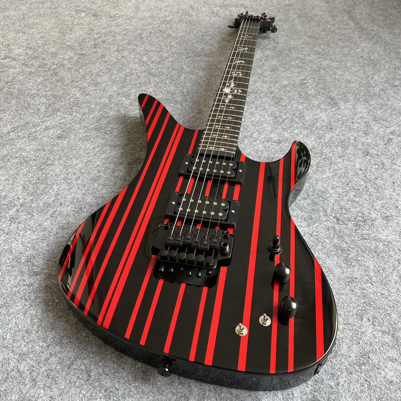 Red/Black Pinstripe Synyster Gates Signature Style Guitar – Chinese Guitars